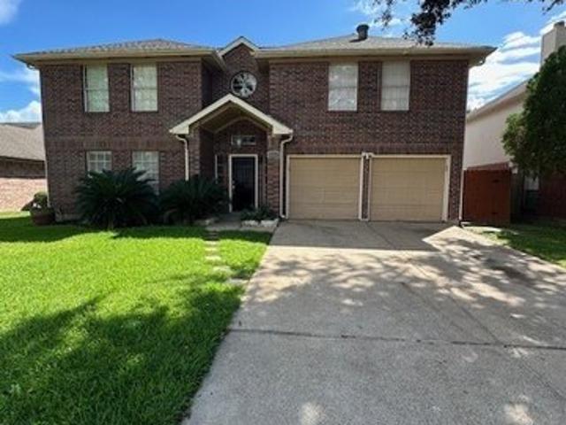 16715 Parliament Dr, Houston, TX 77083