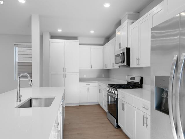 16715 SE Multnomah Falls DR