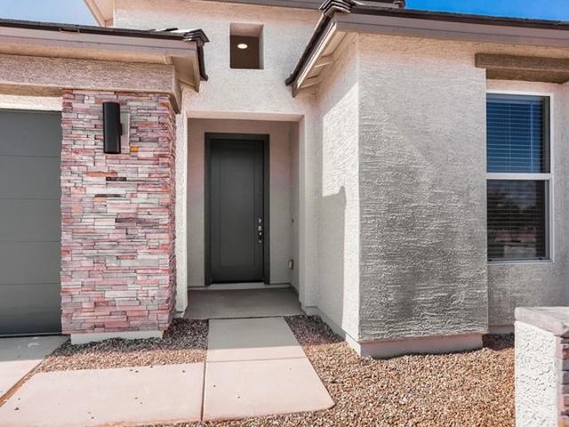 16718 W Spur Dr, Surprise, AZ 85387