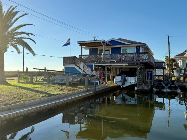 16719 Tahiti Way, Jamaica Beach, TX 77554 | MLS #70093