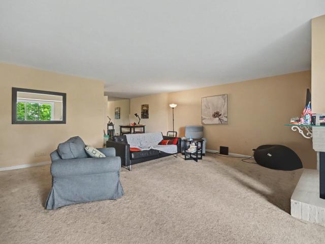 1671 mission hills road # 104