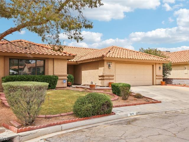 1671 Monterey Sunrise Dr, Las Vegas, NV 89156 | MLS #2768