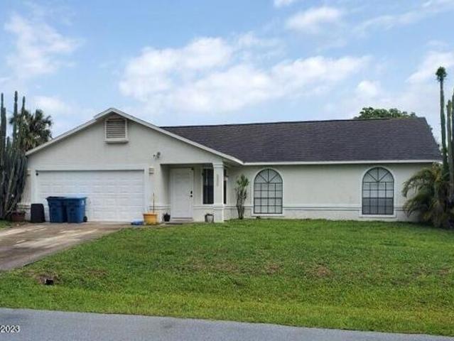 1671 Heartwellville St, Palm Bay, FL 32907