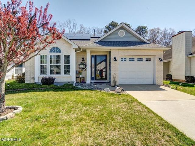 1671 Lacebark Ct, Toms River, NJ 08755
