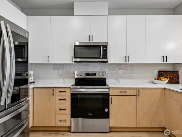 16723 Alderwood Mall Parkway # A7