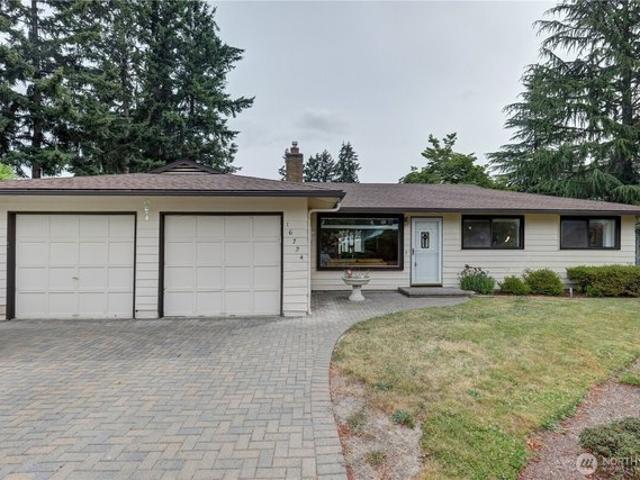 16724 NE 22nd St, Bellevue, WA 98008