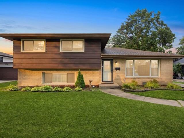 16728 Cottage Grove Ave, South Holland, IL 60473