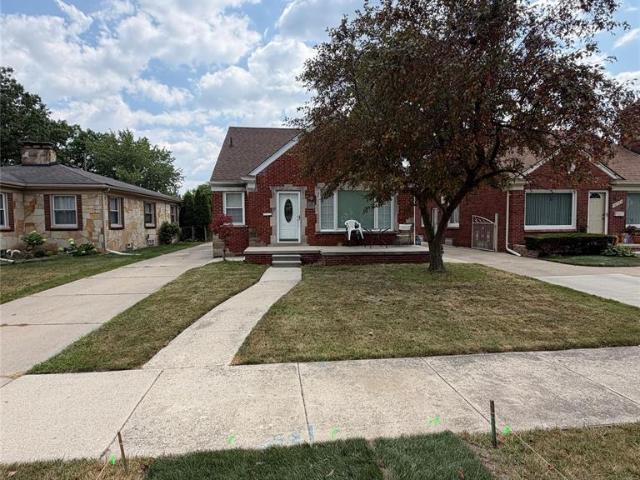 16729 W Outer Drive