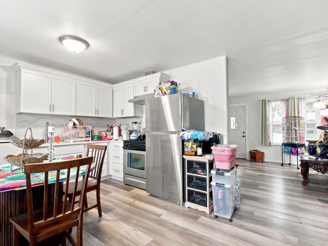 1672 Evergreen Avenue