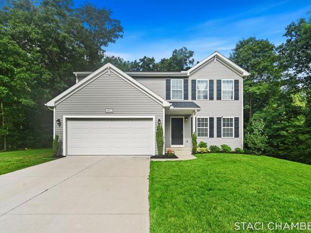 1672 E Ryan Woods Cir, Allegan, MI 49010