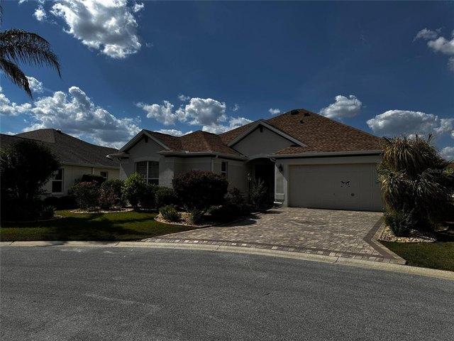 1672 Gumwood Dr, The Villages, FL 32162