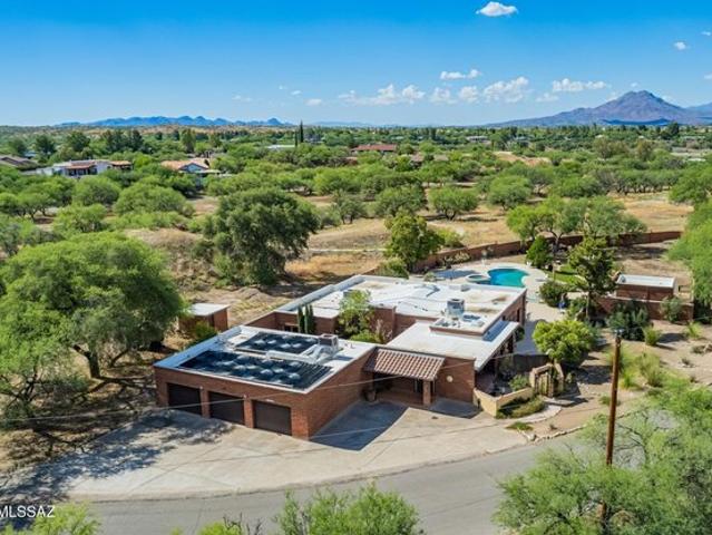 1672 W Camino Campestre, Nogales, AZ 85621