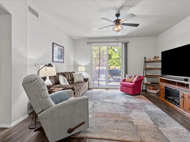 1672 W Canal Circle # 412