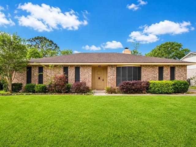 16730 Townes Rd, Friendswood, TX 77546