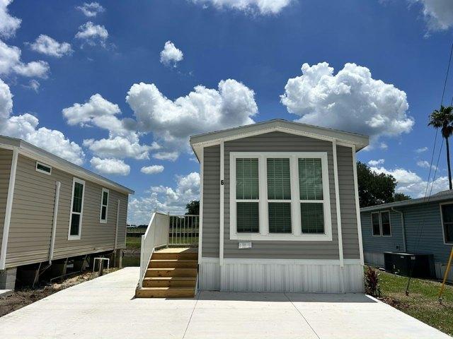 16731 US Highway 301 Unit SA006, Dade City, FL 33523