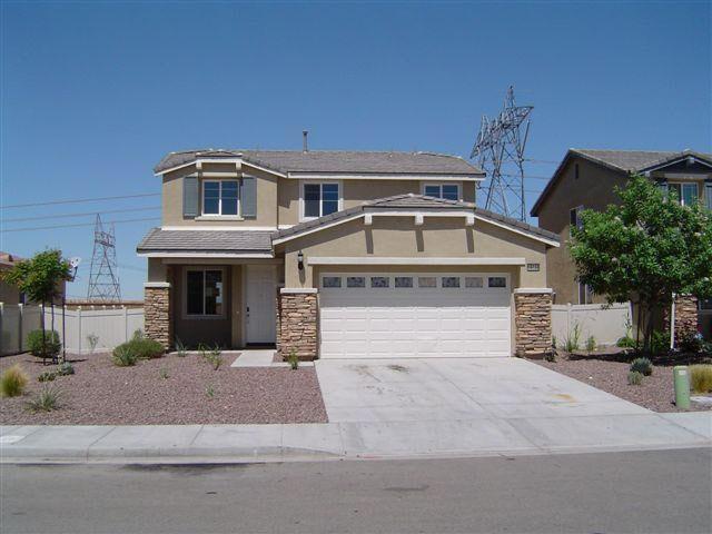 16732 Desert Lily St, Victorville, CA 92394
