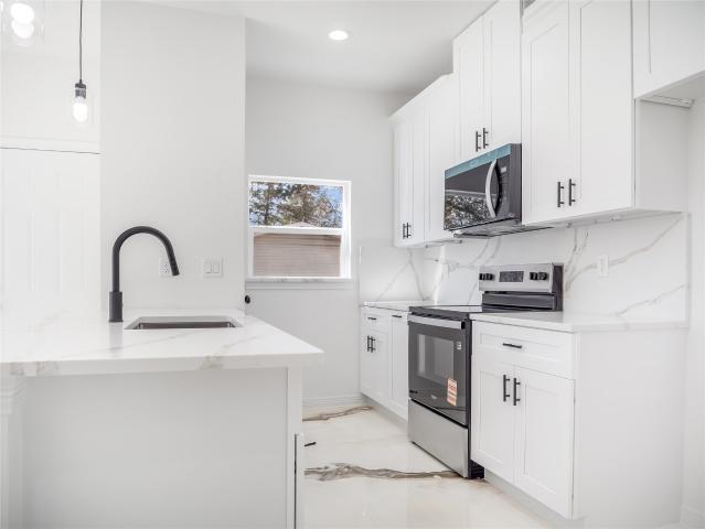 16736 E Ivanhoe
