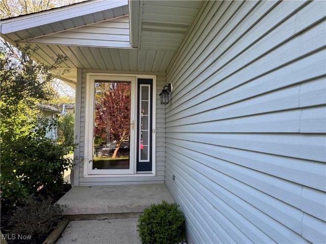 1673 Oakwood Circle