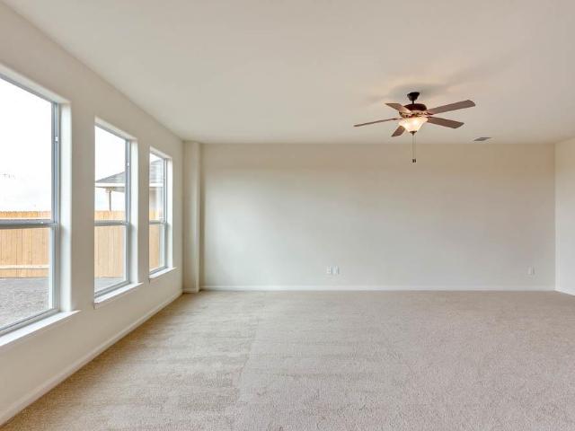 1673 Breanna Ln