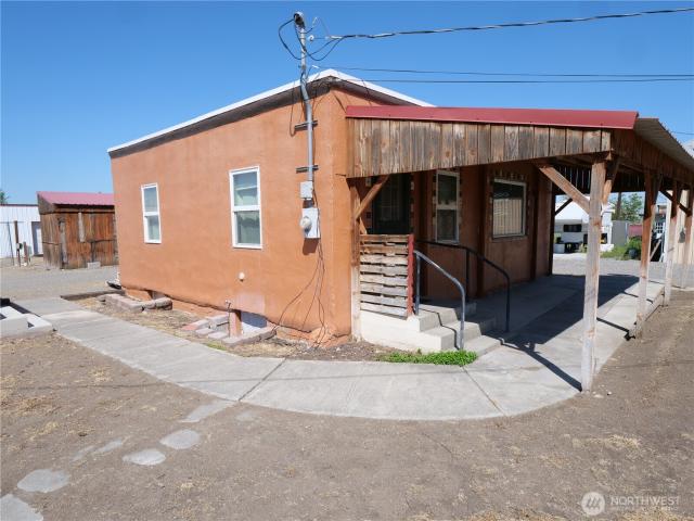 167 2nd Ave