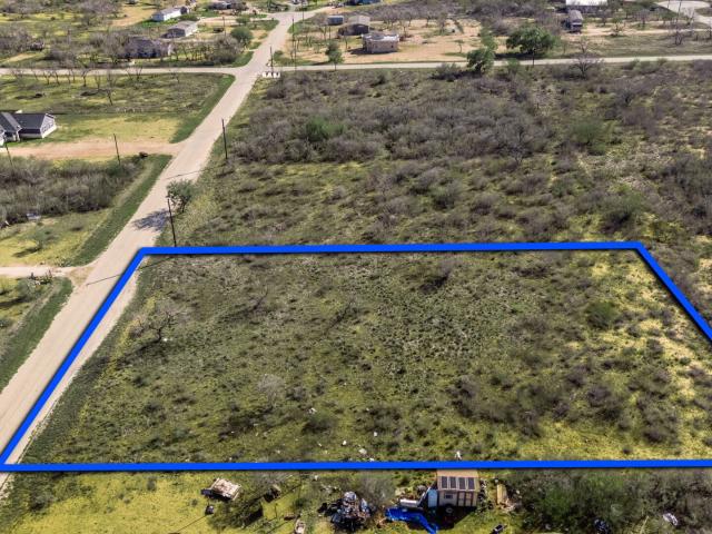 167 County Road 2665, Devine, TX 78016 | MLS #1846