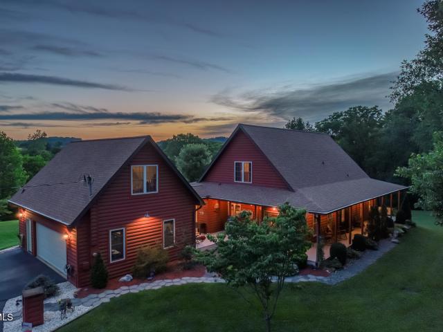 167 Country Acres Drive