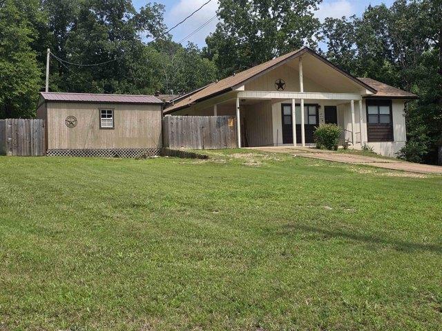 167 Cherokee Rd, Cherokee Village, AR 72529