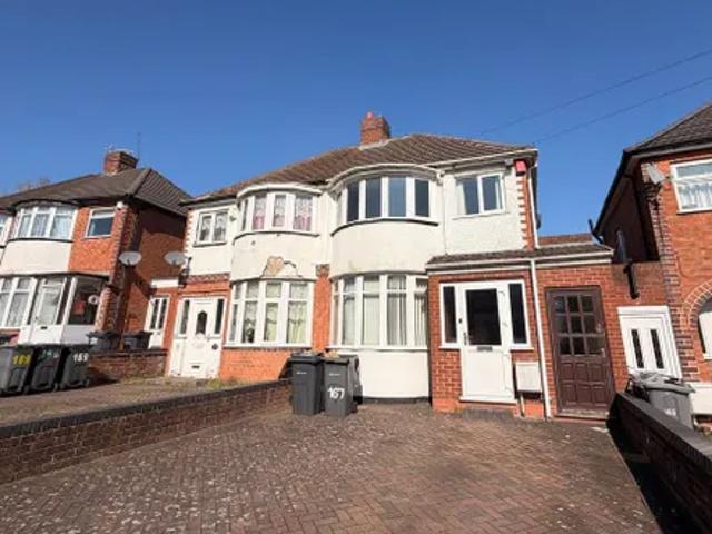 167 Cramlington Road, Birmingham, B42 2EF, United Kingdom | 3 bed duplex for rent #167616068 | Rentberry