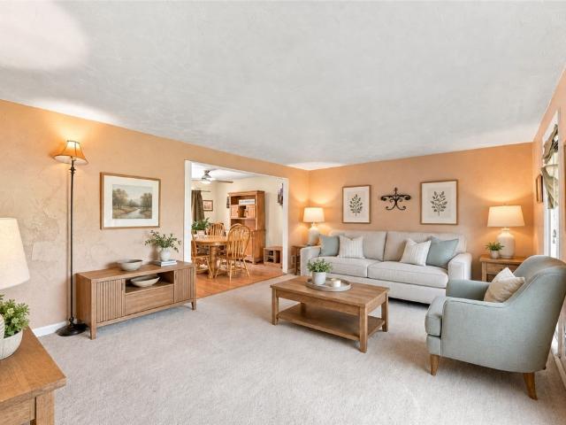 167 Crescent Gardens Dr