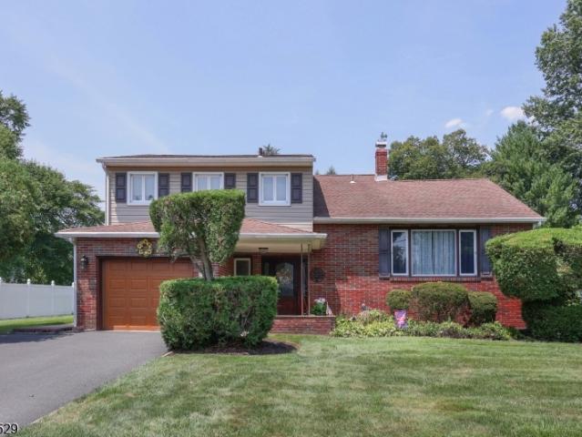 167 Acorn Dr