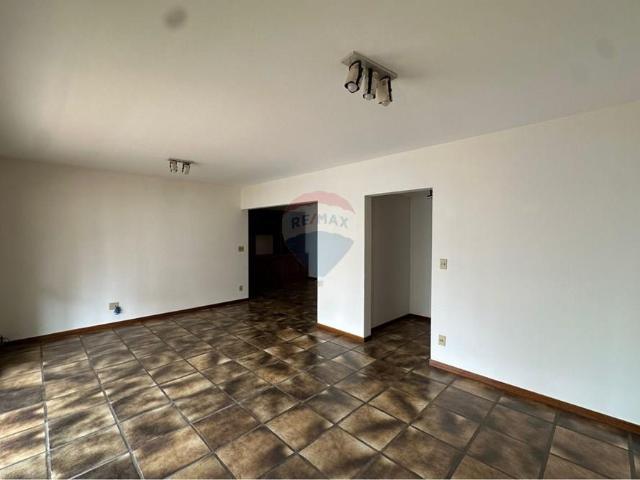 167 Área Útil Apartamento Alugar, 3 Dormitórios localizado em Rua Garibaldi, 880 Edifício Tarumã Centro, Ribeirão Preto, São Paulo, 14010170 | Brasil