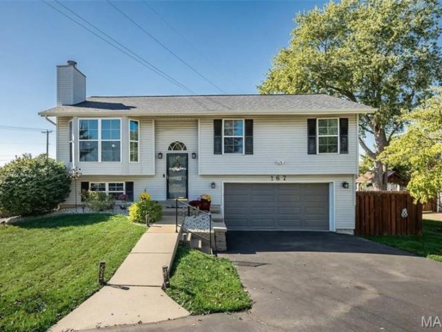 167 Edgeworth Ave, Maryland Heights, MO 63043