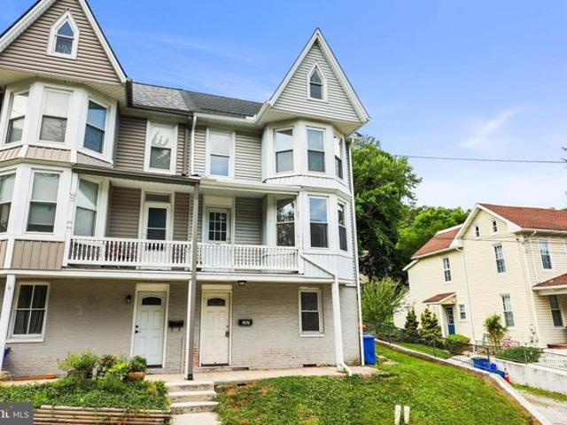 167 Hanover St, Glen Rock, PA 17327