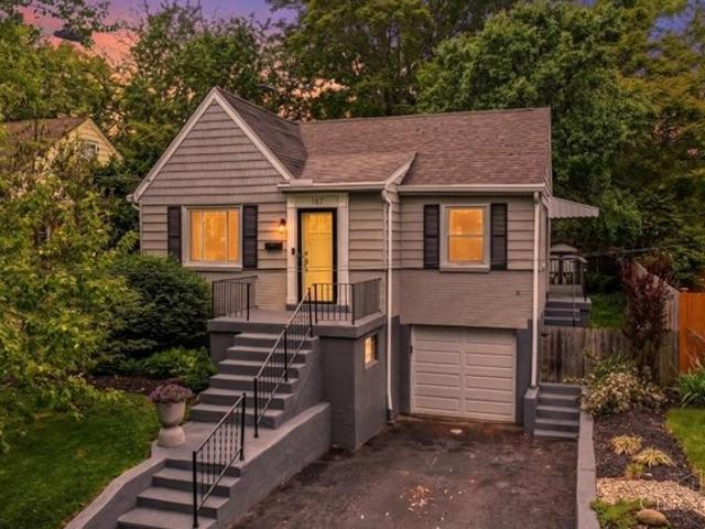 167 S Grove Ave, Wyoming, OH 45215