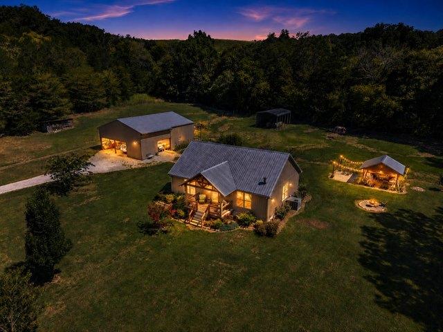 167 Saddle up Ln, Winchester, TN 37398