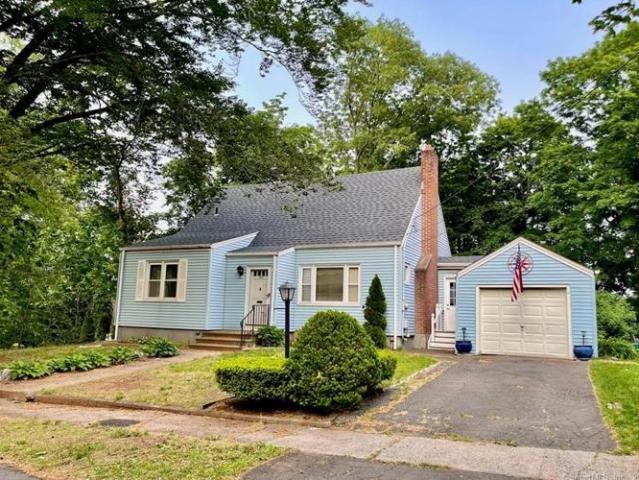 167 Pelham Ave, Hamden, CT 06518