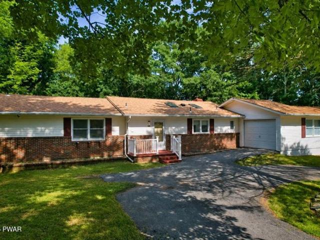 167 Ridge Dr, Milford, PA 18337