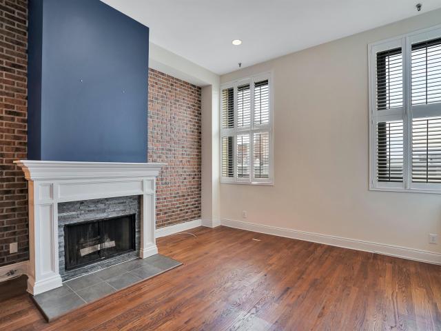 167 Wayne St # 403T