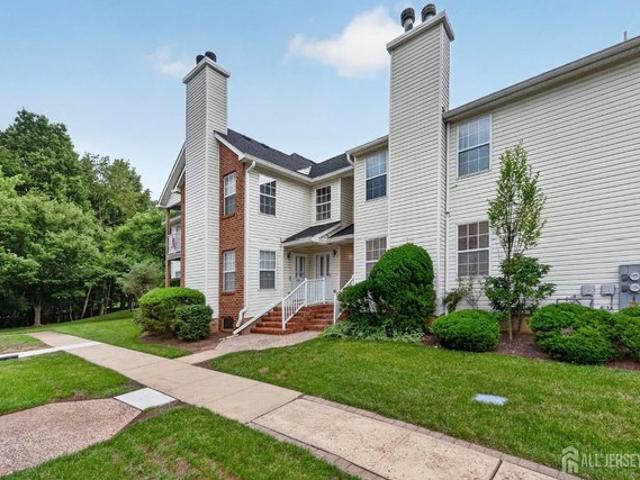 167 Vasser Dr, Piscataway, NJ 08854