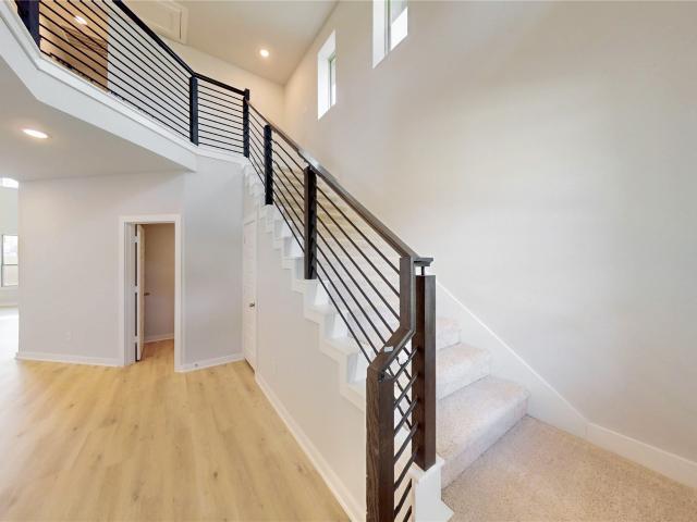 16841 Needlepoint Drive