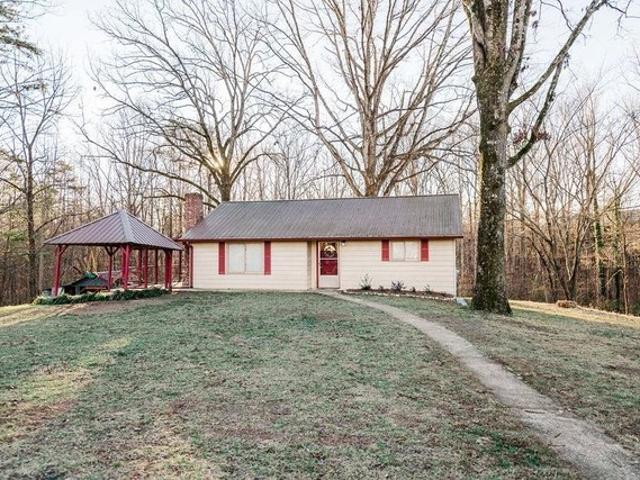 1684 Rockford Creek Rd, Clarkesville, GA 30523