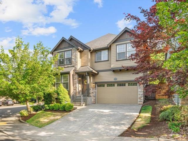 16850 SW Ledgestone Dr, Beaverton, OR 97007