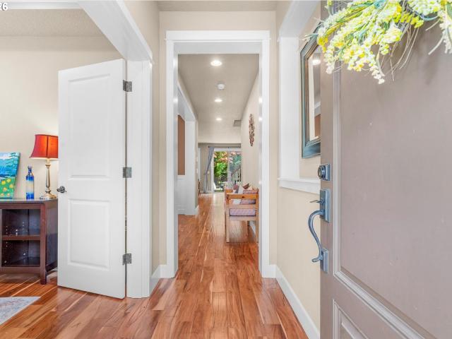 16850 sw ledgestone dr