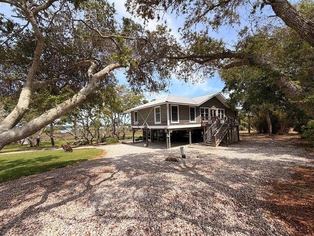 16851 Anna St, Cedar Key, FL 32625