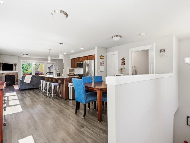 16855 champion way