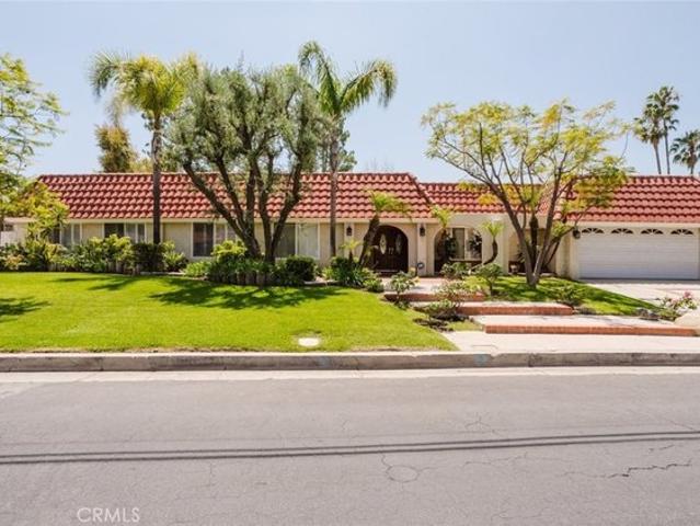 16858 Pineridge Dr, Granada Hills, CA 91344