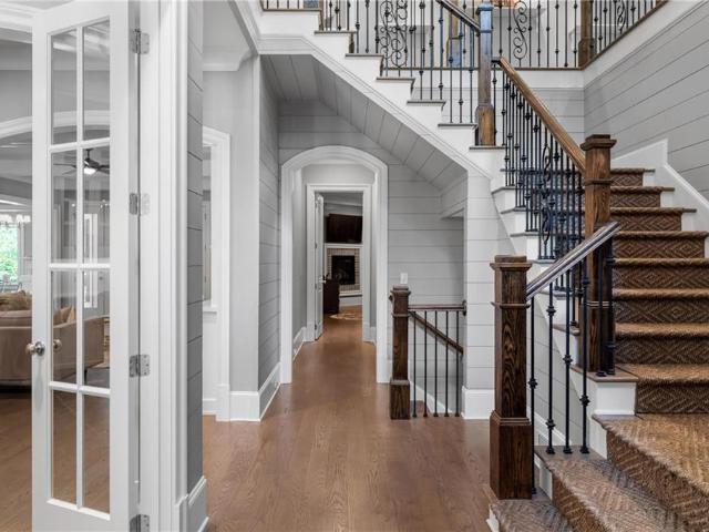 1685 Mount Paran Road NW