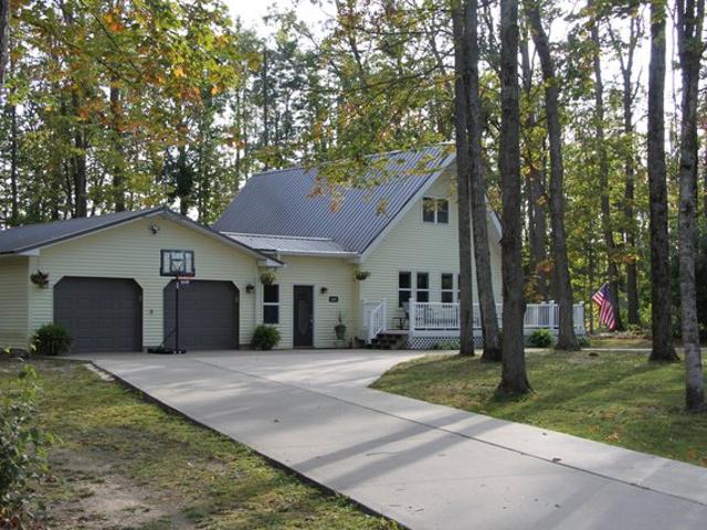 1685 Altorf Strasse, Gaylord, MI 49735