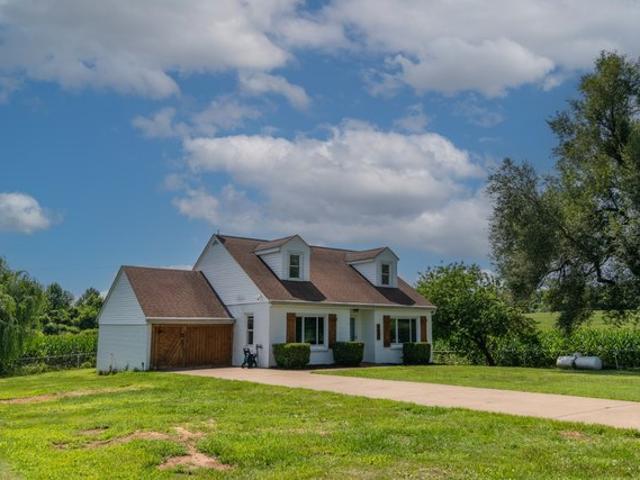 1685 Bumpus Mill Rd, Oak Grove, KY 42262