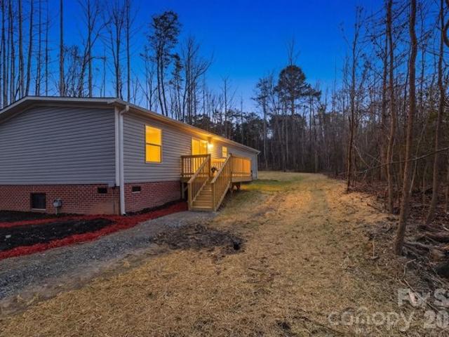 1685 Dawnview Ln, Lincolnton, NC 28092